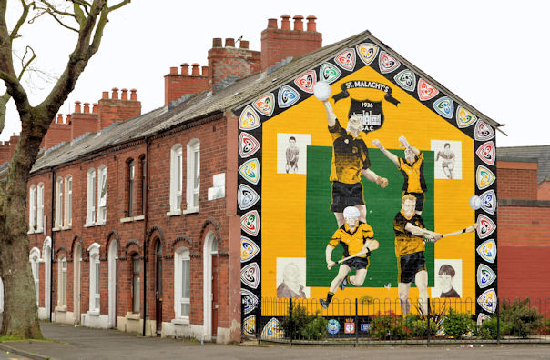 A Street Art Lover's Guide to the 20 Best Belfast Murals